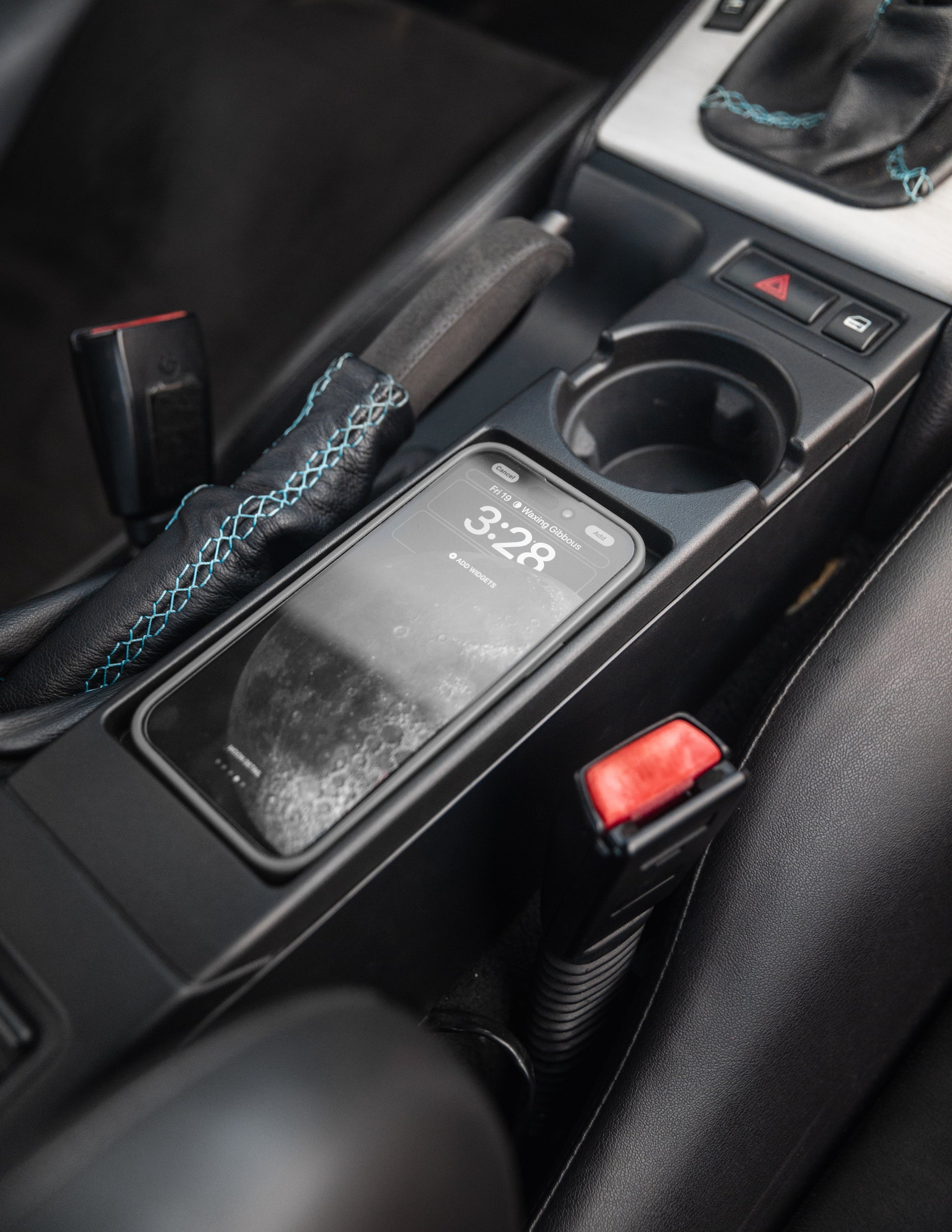 BMW E46 3 SERIES (+M3) Wireless Charger – INDUKTIV