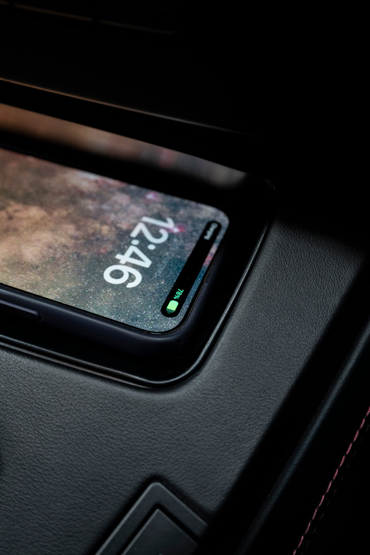 BMW E46 3 SERIES (+M3) Wireless Charger – INDUKTIV